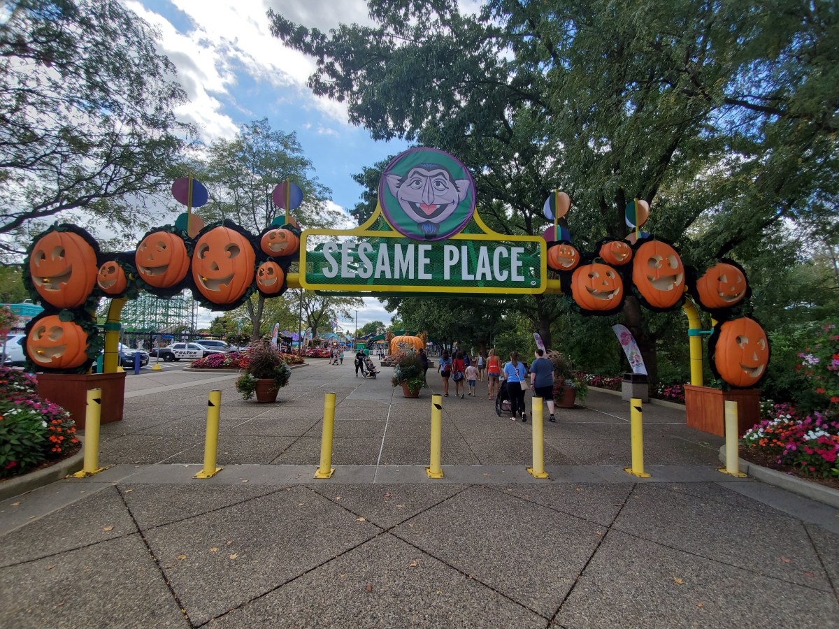 A Guide To Sesame Place – Kozmo Photos