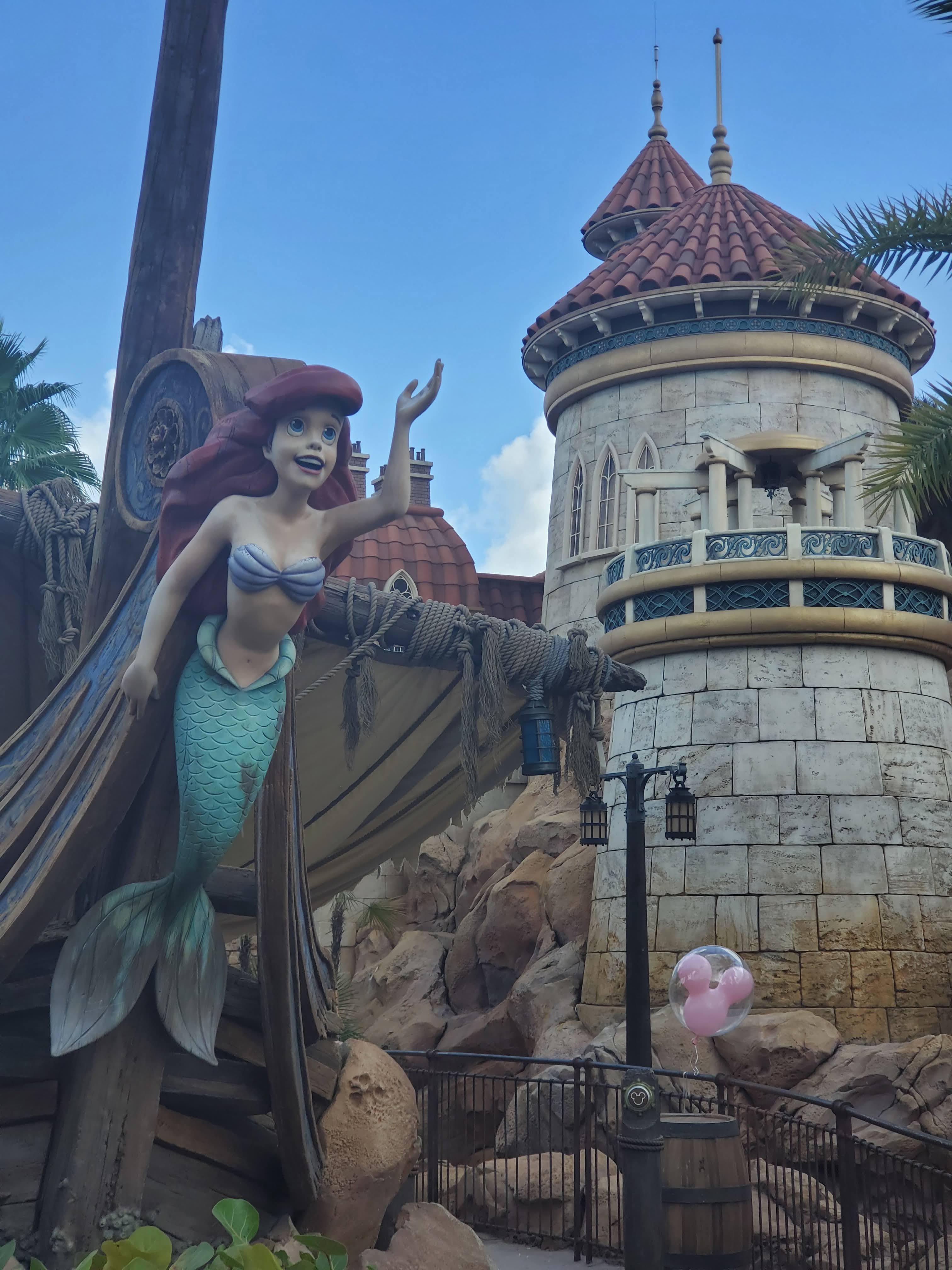 Complete Guide to Magic Kingdom – Kozmo Photos