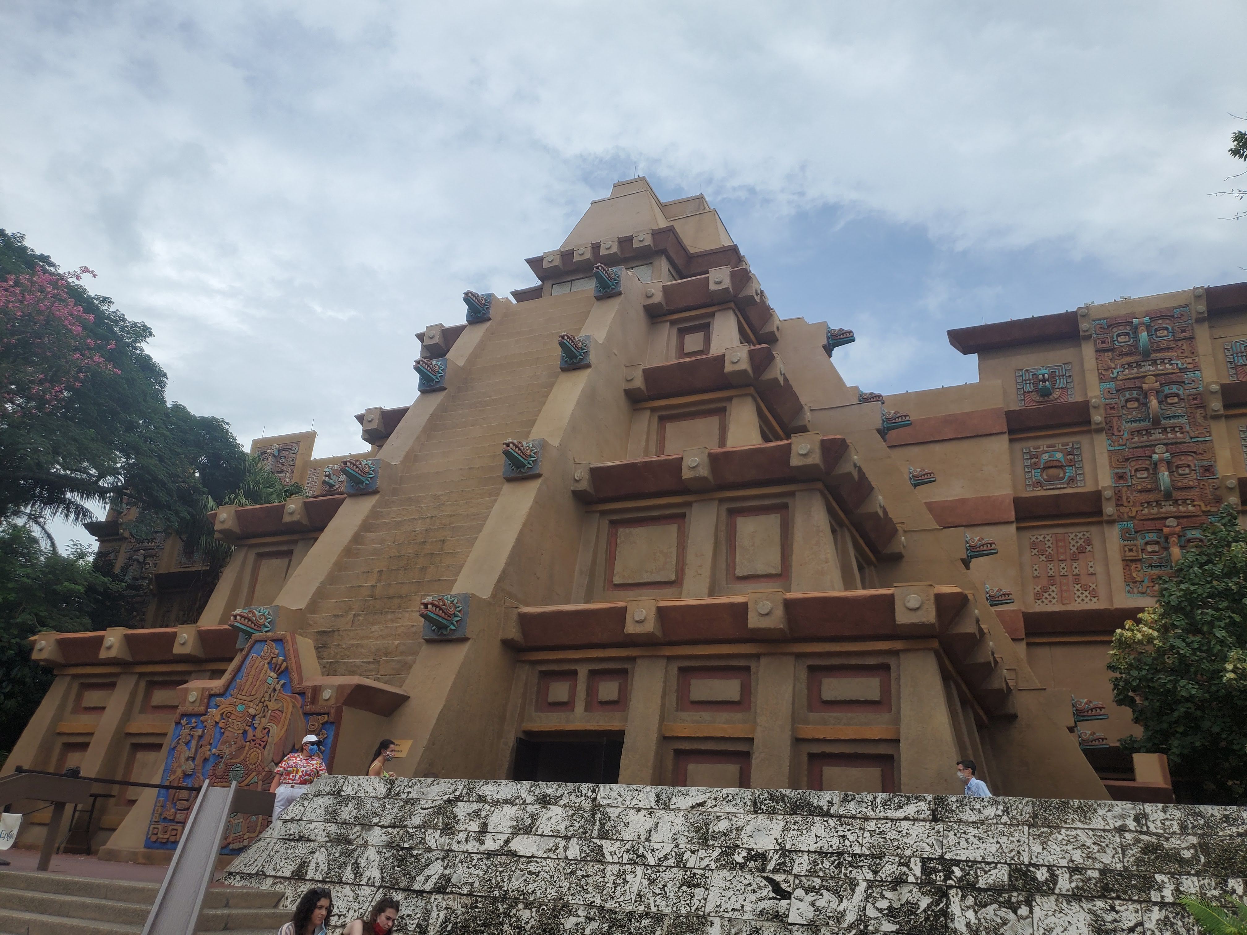Complete Guide to EPCOT – Kozmo Photos