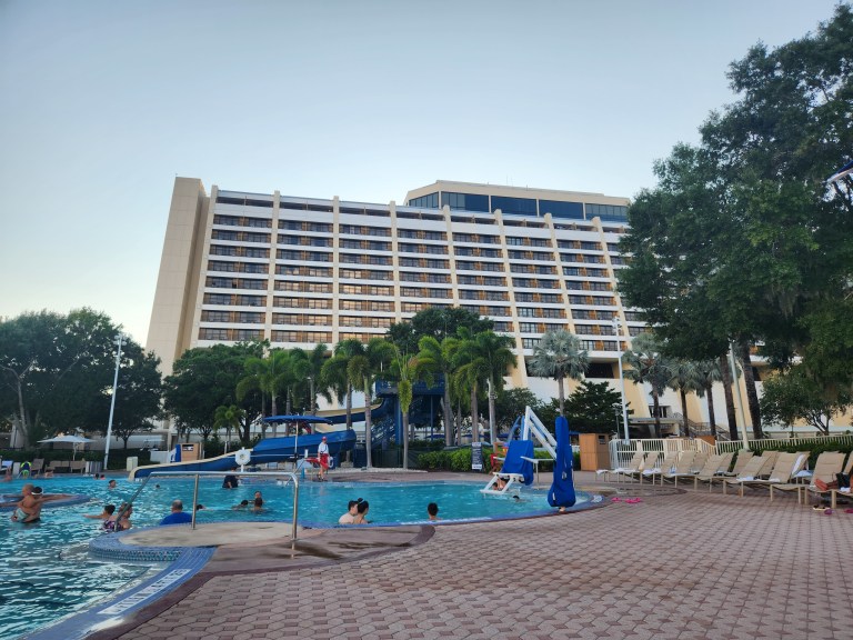 Contemporary Resort Review – Kozmo Photos